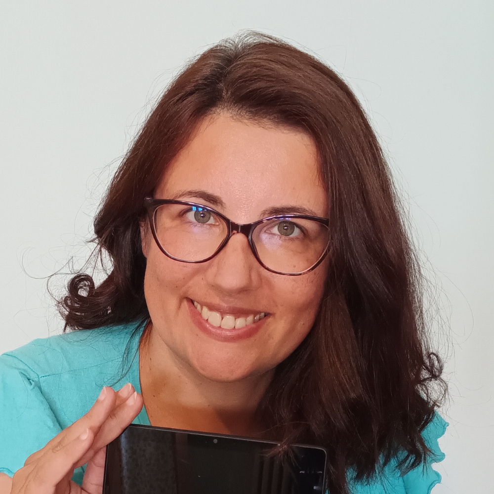 Gloria Liuni receives the Yoast Care fund for her contribution to the WordPress community • Yoast